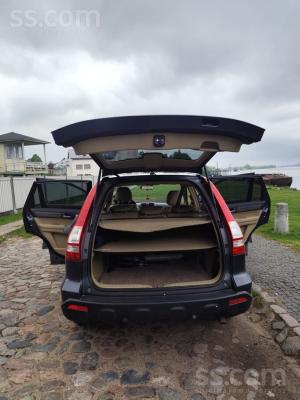 Pelēks Honda CR-V 2007 Rīga, ar dzinēja tilpumu 2.20 L un nobraukumu 303 tūkst. km par 3200 €, foto 13 vietnē AUTOMOTO.COM.LV