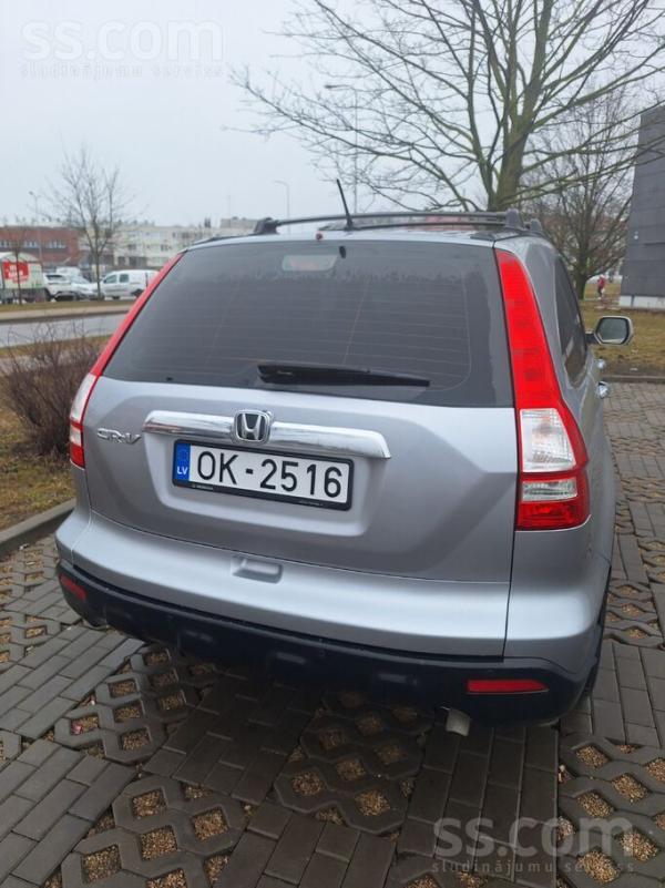 Pelēks Honda CR-V 2007 Bauska, ar dzinēja tilpumu 2.20 L un nobraukumu 0 tūkst. km par 3200 €, foto 2 vietnē AUTOMOTO.COM.LV