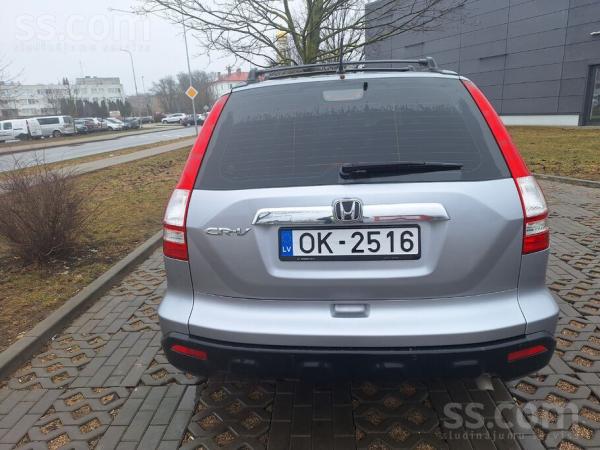 Pelēks Honda CR-V 2007 Bauska, ar dzinēja tilpumu 2.20 L un nobraukumu 0 tūkst. km par 3200 €, foto 6 vietnē AUTOMOTO.COM.LV