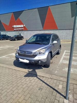 Grey Honda CR-V 2007 in Klaipeda, with an engine capacity of 2.20 L and mileage of 366 thousand km for 2700 €, photo  on AUTOMOTO.COM.LV