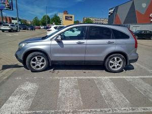 Grey Honda CR-V 2007 in Klaipeda, with an engine capacity of 2.20 L and mileage of 366 thousand km for 2700 €, photo 3 on AUTOMOTO.COM.LV