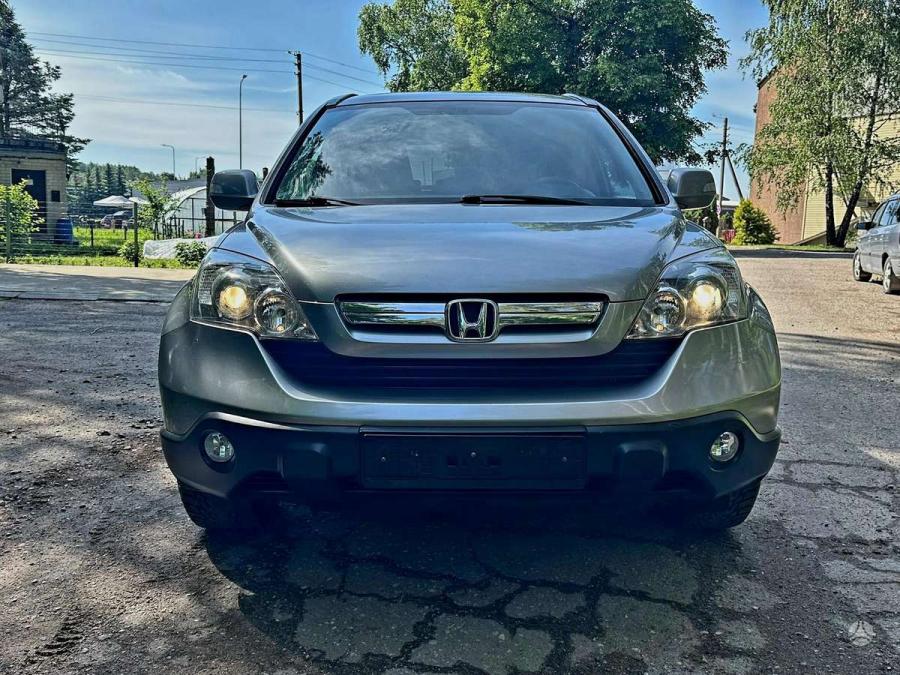 Pelēks Honda CR-V 2007 Utena, ar dzinēja tilpumu 2.20 L un nobraukumu 286 tūkst. km par 6250 €, foto 5 vietnē AUTOMOTO.COM.LV
