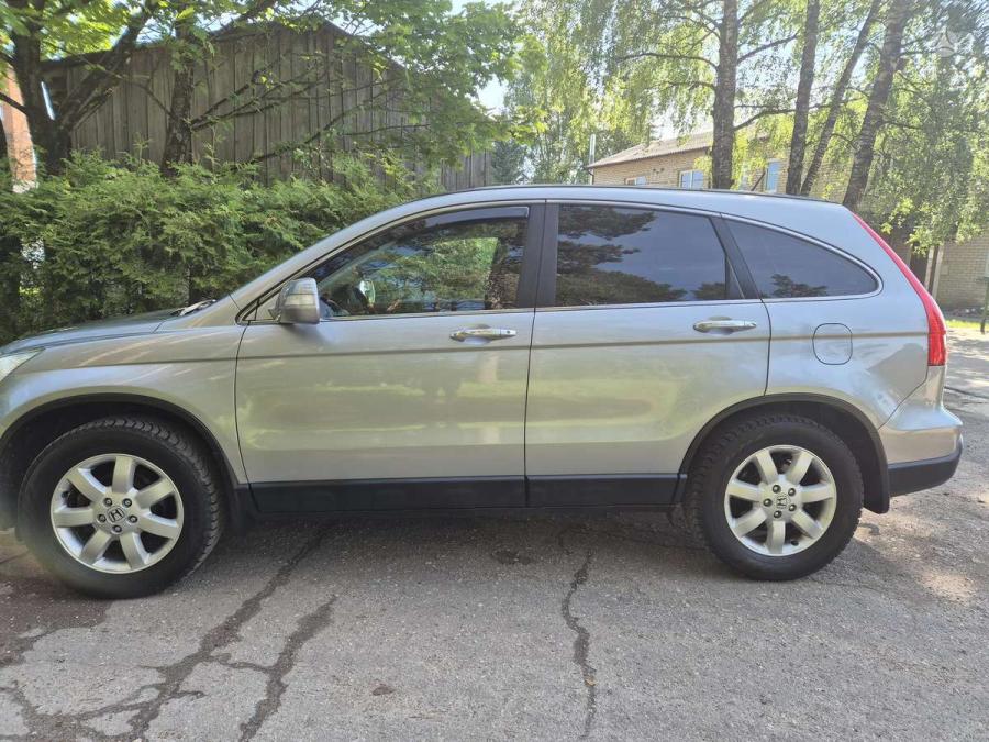 Pelēks Honda CR-V 2007 Utena, ar dzinēja tilpumu 2.20 L un nobraukumu 286 tūkst. km par 6250 €, foto 15 vietnē AUTOMOTO.COM.LV