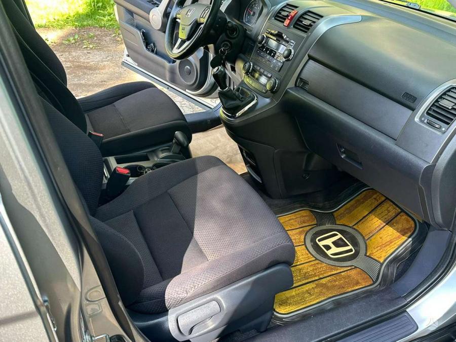 Pelēks Honda CR-V 2007 Utena, ar dzinēja tilpumu 2.20 L un nobraukumu 286 tūkst. km par 6250 €, foto 22 vietnē AUTOMOTO.COM.LV