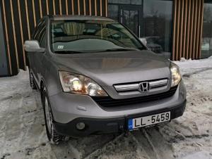 Grey Honda CR-V 2007 in Riga, with an engine capacity of 2.20 L and mileage of 297 thousand km for 3990 €, photo 14 on AUTOMOTO.COM.LV