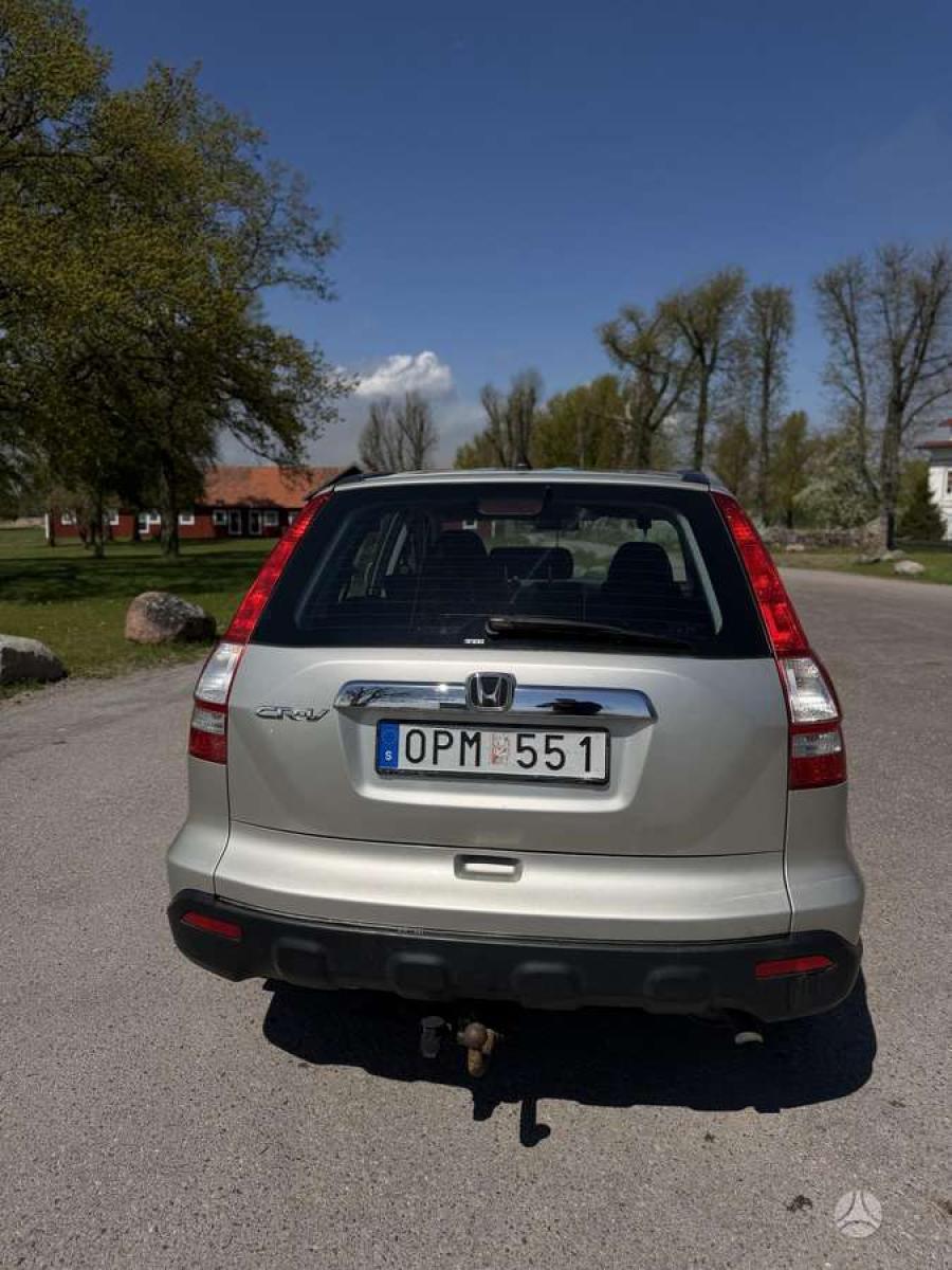 Pelēks Honda CR-V 2007 Kauņa, ar dzinēja tilpumu 2.20 L un nobraukumu 325 tūkst. km par 2600 €, foto 5 vietnē AUTOMOTO.COM.LV
