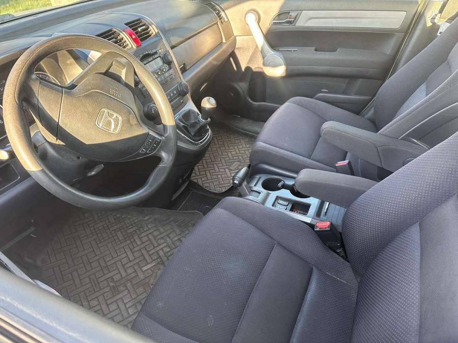Pelēks Honda CR-V 2007 Kauņa, ar dzinēja tilpumu 2.20 L un nobraukumu 325 tūkst. km par 2600 €, foto 8 vietnē AUTOMOTO.COM.LV