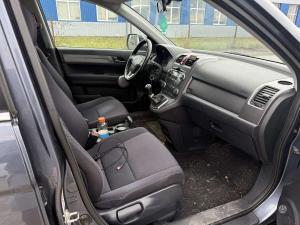Pelēks Honda CR-V 2007 Tauragė, ar dzinēja tilpumu 2.20 L un nobraukumu 321 tūkst. km par 2900 €, foto 8 vietnē AUTOMOTO.COM.LV