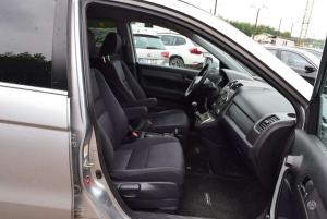Grey Honda CR-V 2007 in Vilnius, with an engine capacity of 2.20 L and mileage of 283 thousand km for 2750 €, photo 9 on AUTOMOTO.COM.LV