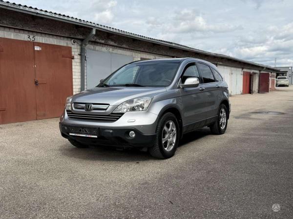 Pelēks Honda CR-V 2007 Kauņa, ar dzinēja tilpumu 2.20 L un nobraukumu 366 tūkst. km par 3550 €, foto 2 vietnē AUTOMOTO.COM.LV