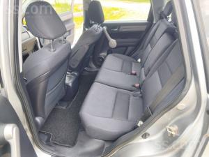Grey Honda CR-V 2007 in Riga, with an engine capacity of 2.00 L and mileage of 197 thousand km for 4900 €, photo 12 on AUTOMOTO.COM.LV