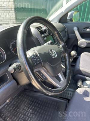 Pelēks Honda CR-V 2007 Daugavpils, ar dzinēja tilpumu 2.20 L un nobraukumu 251 tūkst. km par 4150 €, foto 12 vietnē AUTOMOTO.COM.LV