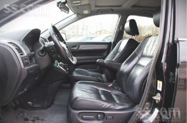 Pelēks Honda CR-V 2007 Daugavpils, ar dzinēja tilpumu 2.20 L un nobraukumu 219 tūkst. km par 5500 €, foto 8 vietnē AUTOMOTO.COM.LV