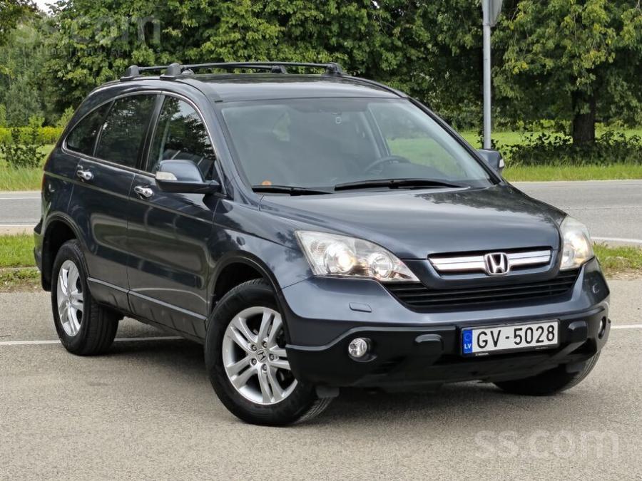 Pelēks Honda CR-V 2007 Ogre, ar dzinēja tilpumu 2.00 L un nobraukumu 307 tūkst. km par 3870 €, foto 1 vietnē AUTOMOTO.COM.LV