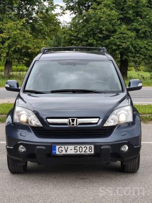 Pelēks Honda CR-V 2007 Ogre, ar dzinēja tilpumu 2.00 L un nobraukumu 307 tūkst. km par 3870 €, foto 3 vietnē AUTOMOTO.COM.LV