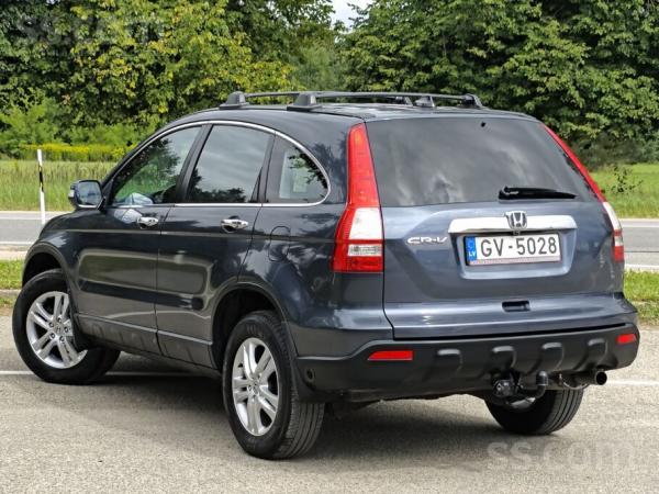 Pelēks Honda CR-V 2007 Ogre, ar dzinēja tilpumu 2.00 L un nobraukumu 307 tūkst. km par 3870 €, foto 6 vietnē AUTOMOTO.COM.LV