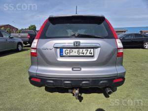 Grey Honda CR-V 2007 in Liepaja, with an engine capacity of 2.00 L and mileage of 167 thousand km for 5000 €, photo 7 on AUTOMOTO.COM.LV