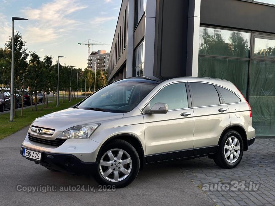 Pelēks Honda CR-V 2007 Tallina, ar dzinēja tilpumu 2.00 L un nobraukumu 196 tūkst. km par 4750 €, foto 3 vietnē AUTOMOTO.COM.LV