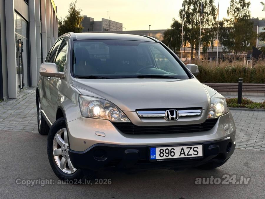 Pelēks Honda CR-V 2007 Tallina, ar dzinēja tilpumu 2.00 L un nobraukumu 196 tūkst. km par 4750 €, foto 5 vietnē AUTOMOTO.COM.LV