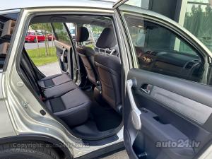 Pelēks Honda CR-V 2007 Tallina, ar dzinēja tilpumu 2.00 L un nobraukumu 196 tūkst. km par 4750 €, foto 17 vietnē AUTOMOTO.COM.LV