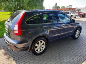 Grey Honda CR-V 2007 in Riga, with an engine capacity of 2.00 L and mileage of 0 thousand km for 2590 €, photo 4 on AUTOMOTO.COM.LV