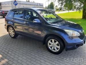 Grey Honda CR-V 2007 in Riga, with an engine capacity of 2.00 L and mileage of 0 thousand km for 2590 €, photo 5 on AUTOMOTO.COM.LV