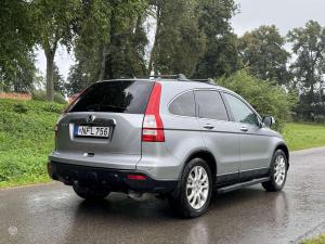Grey Honda CR-V 2007 in Vilnius, with an engine capacity of 2.20 L and mileage of 300 thousand km for 4200 €, photo 5 on AUTOMOTO.COM.LV