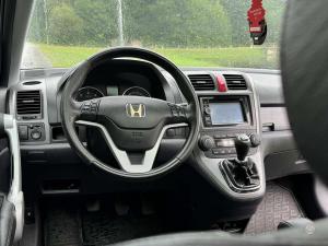 Grey Honda CR-V 2007 in Vilnius, with an engine capacity of 2.20 L and mileage of 300 thousand km for 4200 €, photo 16 on AUTOMOTO.COM.LV