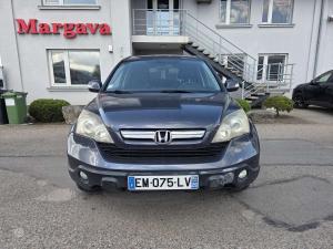 Grey Honda CR-V 2007 in Marijampole, with an engine capacity of 2.20 L and mileage of 277 thousand km for 4199 €, photo 3 on AUTOMOTO.COM.LV