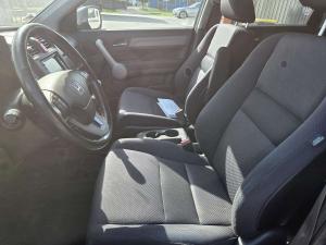Grey Honda CR-V 2007 in Marijampole, with an engine capacity of 2.20 L and mileage of 277 thousand km for 4199 €, photo 13 on AUTOMOTO.COM.LV