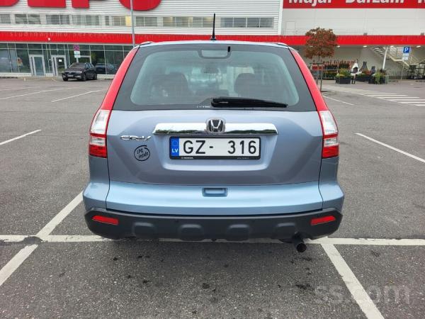 Pelēks Honda CR-V 2007 Rīga, ar dzinēja tilpumu 2.00 L un nobraukumu 225 tūkst. km par 4600 €, foto 7 vietnē AUTOMOTO.COM.LV