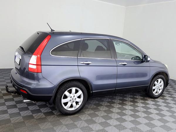 Pelēks Honda CR-V 2007 Tallina, ar dzinēja tilpumu 2.00 L un nobraukumu 327 tūkst. km par 3099 €, foto 3 vietnē AUTOMOTO.COM.LV