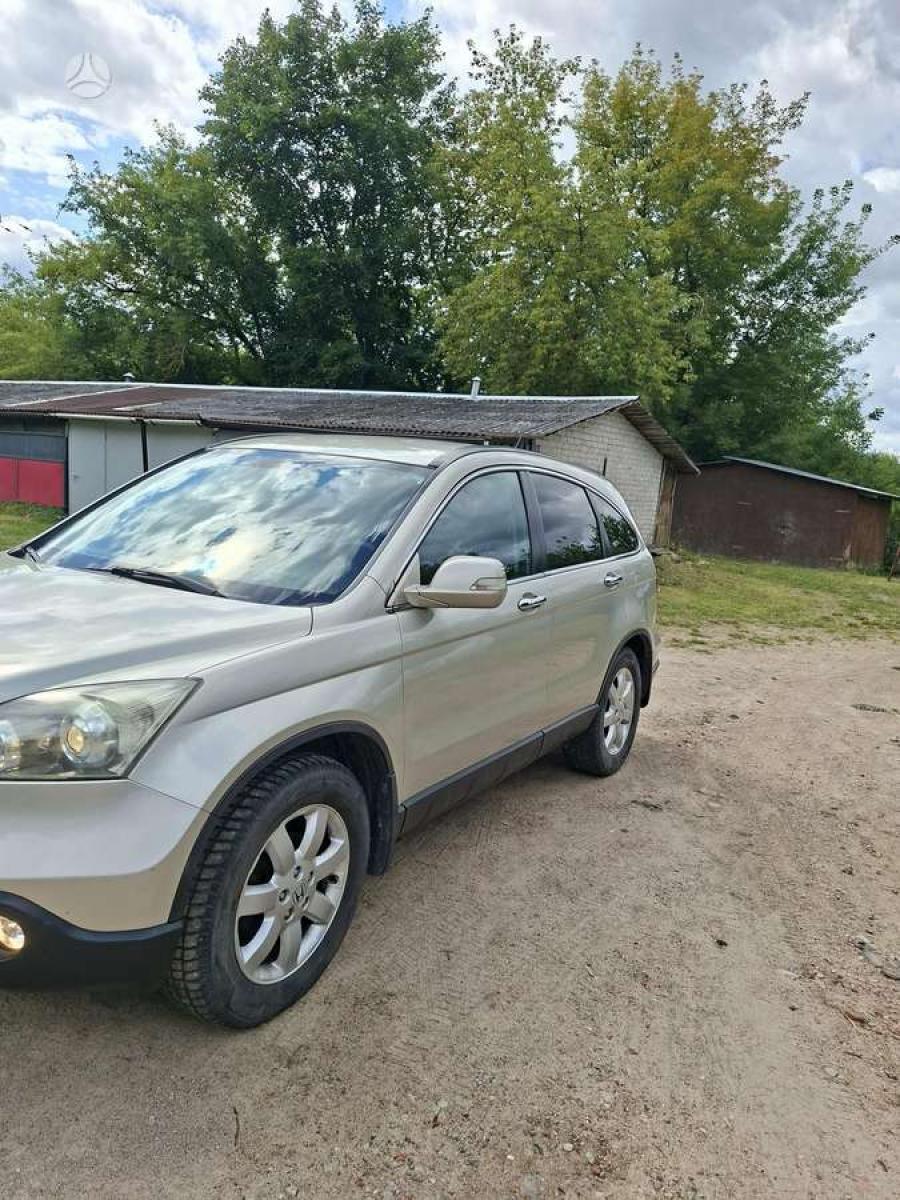 Pelēks Honda CR-V 2007 Viļņa, ar dzinēja tilpumu 2.20 L un nobraukumu 303 tūkst. km par 4000 €, foto 3 vietnē AUTOMOTO.COM.LV