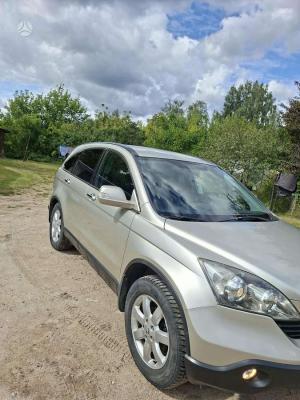 Pelēks Honda CR-V 2007 Viļņa, ar dzinēja tilpumu 2.20 L un nobraukumu 303 tūkst. km par 4000 €, foto 4 vietnē AUTOMOTO.COM.LV