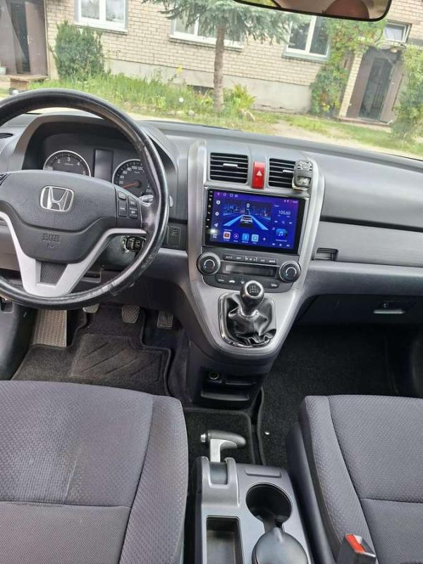 Pelēks Honda CR-V 2007 Viļņa, ar dzinēja tilpumu 2.20 L un nobraukumu 303 tūkst. km par 4000 €, foto 7 vietnē AUTOMOTO.COM.LV