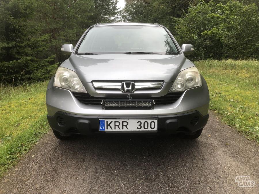 Pelēks Honda CR-V 2007 Utena, ar dzinēja tilpumu 2.20 L un nobraukumu 239 tūkst. km par 3200 €, foto 1 vietnē AUTOMOTO.COM.LV