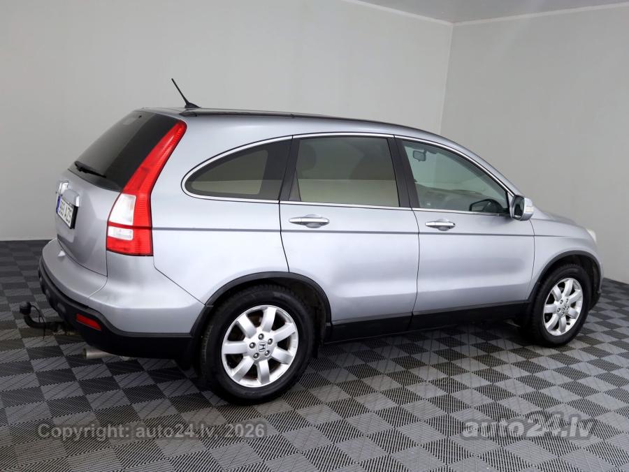 Серый Хонда СРВ 2007 в Таллин, объемом двигателя 2.00 л и пробегом 225 тыс. км за 2999 €, фото 4 на AUTOMOTO.COM.LV