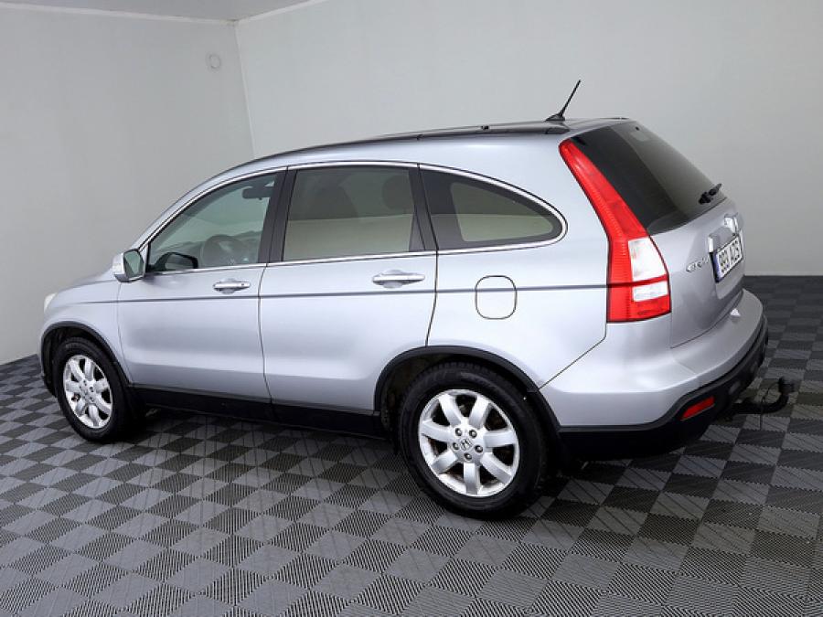 Grey Honda CR-V 2007 in Tallinn, with an engine capacity of 2.00 L and mileage of 225 thousand km for 2999 €, photo 5 on AUTOMOTO.COM.LV