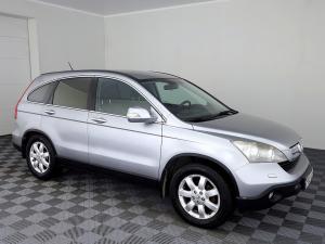 Grey Honda CR-V 2007 in Tallinn, with an engine capacity of 2.00 L and mileage of 225 thousand km for 2999 €, photo 9 on AUTOMOTO.COM.LV