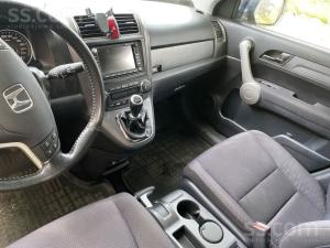 Pelēks Honda CR-V 2007 Madona, ar dzinēja tilpumu 2.20 L un nobraukumu 254 tūkst. km par 4350 €, foto 7 vietnē AUTOMOTO.COM.LV