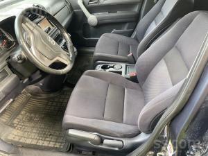 Pelēks Honda CR-V 2007 Madona, ar dzinēja tilpumu 2.20 L un nobraukumu 254 tūkst. km par 4350 €, foto 16 vietnē AUTOMOTO.COM.LV