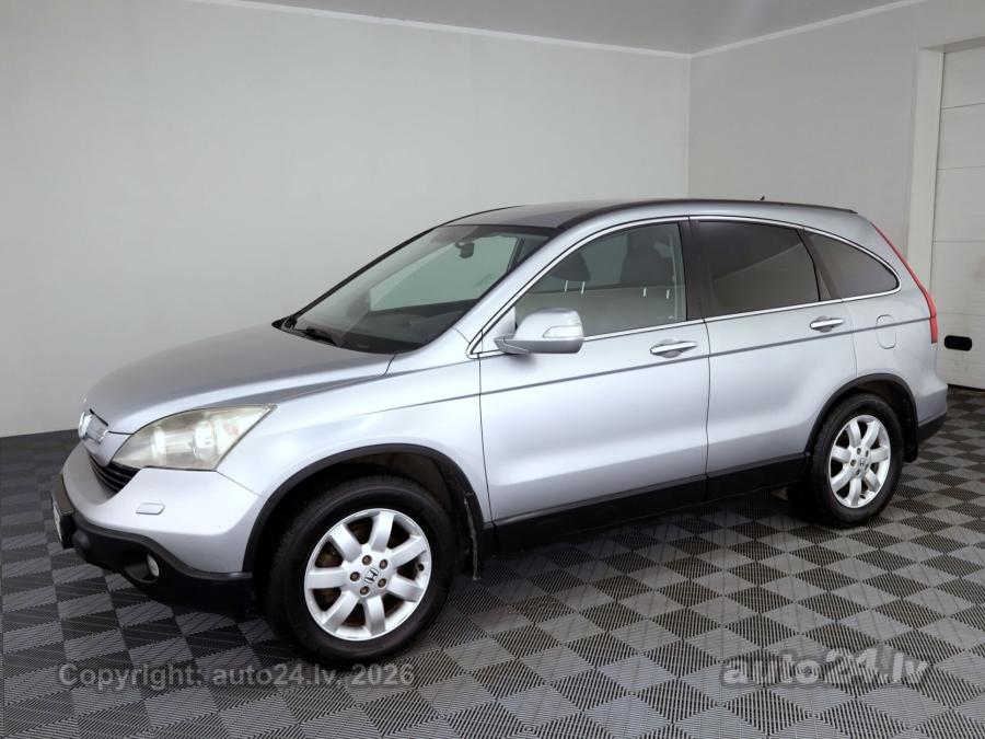 Grey Honda CR-V 2007 in Tallinn, with an engine capacity of 2.00 L and mileage of 354 thousand km for 2499 €, photo 3 on AUTOMOTO.COM.LV