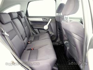 Grey Honda CR-V 2007 in Tallinn, with an engine capacity of 2.00 L and mileage of 354 thousand km for 2499 €, photo 8 on AUTOMOTO.COM.LV