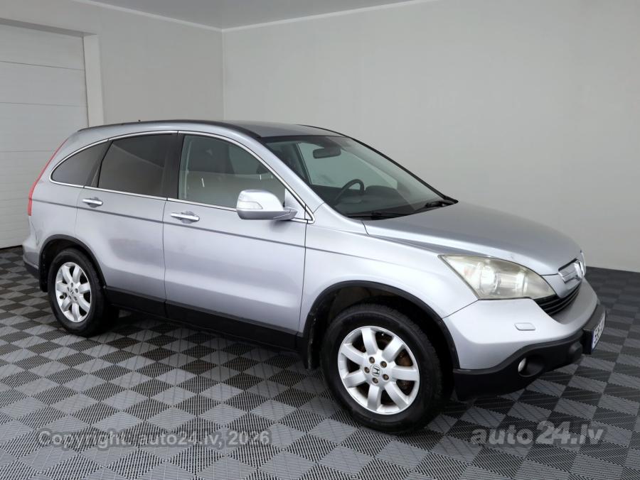 Pelēks Honda CR-V 2007 Tallina, ar dzinēja tilpumu 2.00 L un nobraukumu 354 tūkst. km par 2499 €, foto 1 vietnē AUTOMOTO.COM.LV