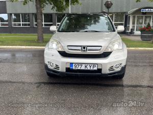 Grey Honda CR-V 2007 in Tallinn, with an engine capacity of 2.00 L and mileage of 310 thousand km for 3500 €, photo 3 on AUTOMOTO.COM.LV