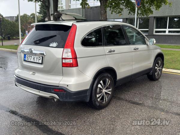 Хонда СРВ 2007 в Таллин на AUTOMOTO.COM.LV Серый Хонда СРВ 2007 в Таллин, объемом двигателя 2.00 л и пробегом 310 тыс. км за 3500 €, фото 7 на AUTOMOTO.COM.LV
