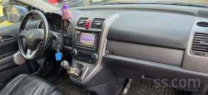 Pelēks Honda CR-V 2007 Valmiera, ar dzinēja tilpumu 2.20 L un nobraukumu 347 tūkst. km par 2200 €, foto 10 vietnē AUTOMOTO.COM.LV
