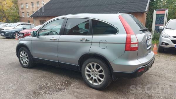 Pelēks Honda CR-V 2007 Daugavpils, ar dzinēja tilpumu 2.20 L un nobraukumu 0 tūkst. km par 3250 €, foto 7 vietnē AUTOMOTO.COM.LV