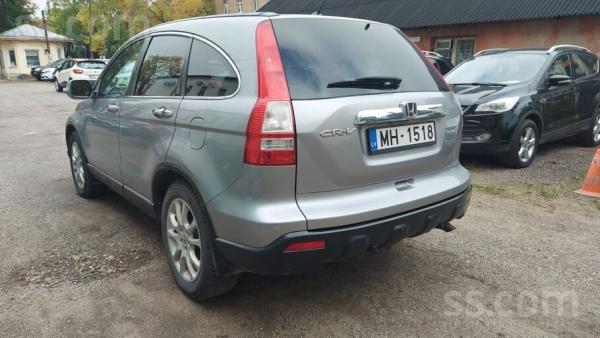 Pelēks Honda CR-V 2007 Daugavpils, ar dzinēja tilpumu 2.20 L un nobraukumu 0 tūkst. km par 3250 €, foto 9 vietnē AUTOMOTO.COM.LV