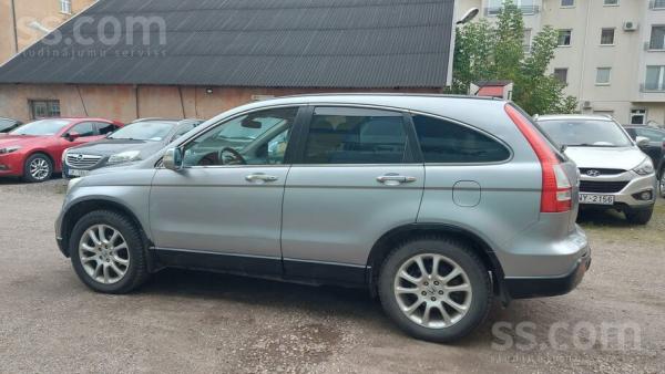 Pelēks Honda CR-V 2007 Daugavpils, ar dzinēja tilpumu 2.20 L un nobraukumu 0 tūkst. km par 3250 €, foto 10 vietnē AUTOMOTO.COM.LV